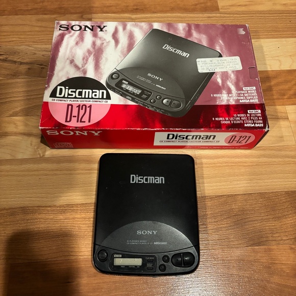 Sony | Other | Sony Discman Portable Compact Disc Cd Player With Mega ...